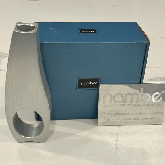 Nambe | Accents | New In Box Nambe Ice Window Narrow Bud Vase 95 Modern ...